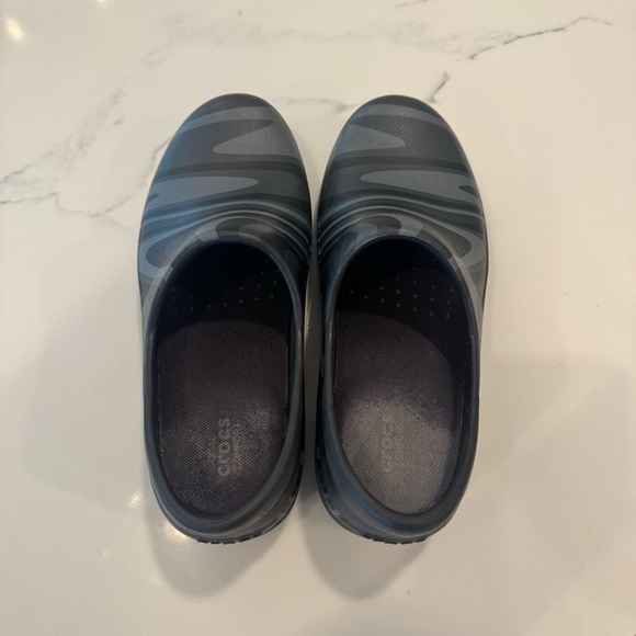 CROCS | Shoes | Crocs Neria Pro 2 Black Gray Clogs Womens Sz 8 Comfy ...